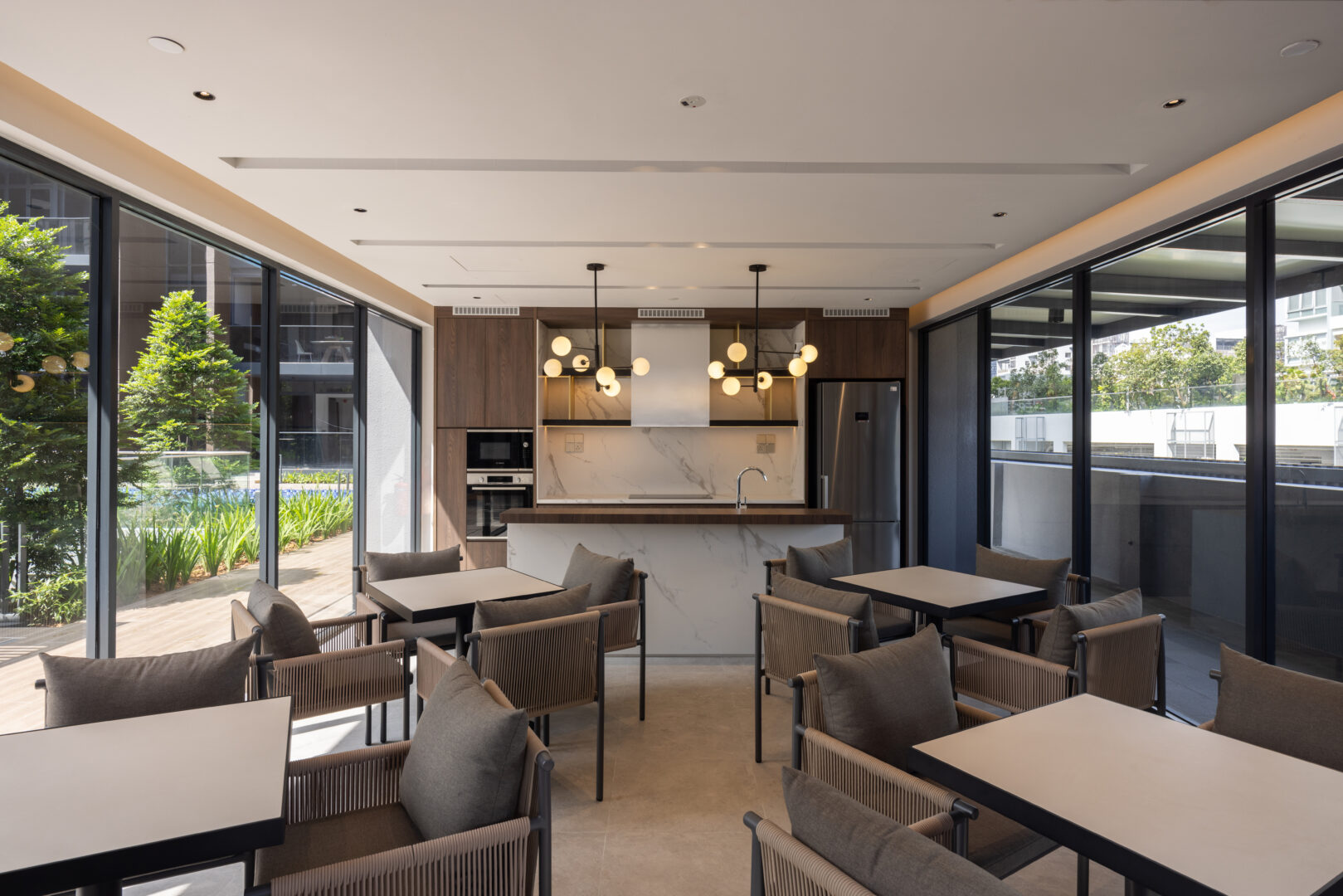 Pullman Residences, Newton